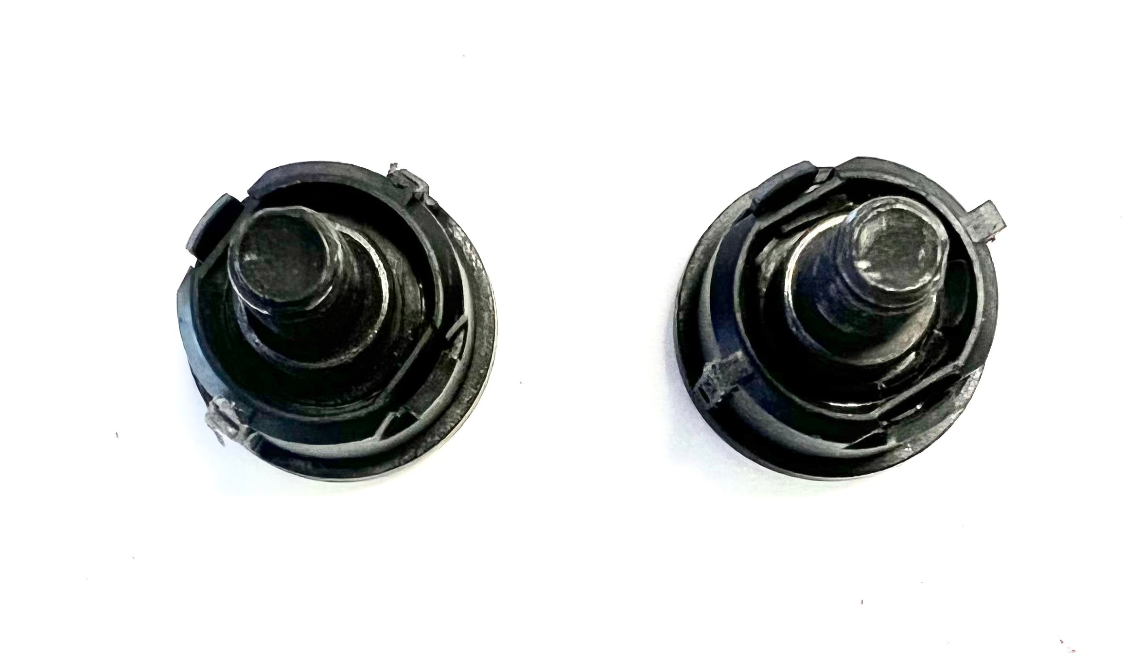 Used Herman Miller Aeron Hip Pivot Bushings UAE00M-BK #20 — Office ...